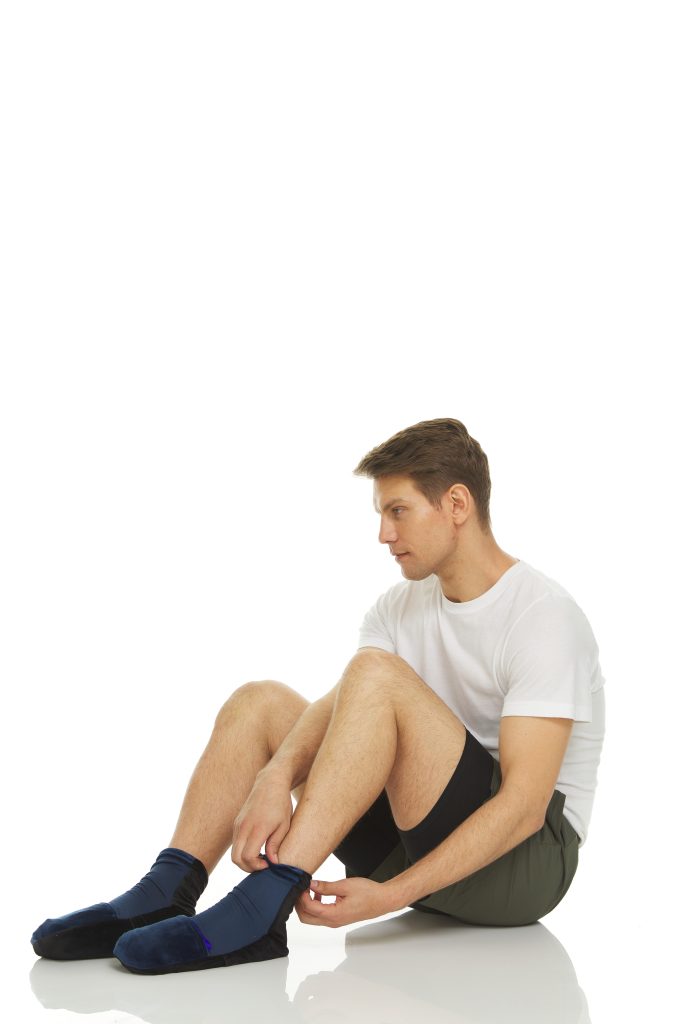 Large Gel Ice Socks (2 Pack) | 10-13 Shoe Size - FOMI Care | We Bring ...